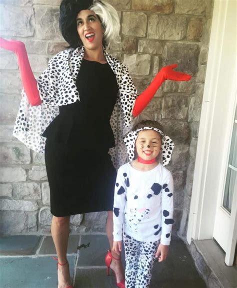 Diy Family Dalmatians Costume Including Cruella De Vil Lola Lambchops