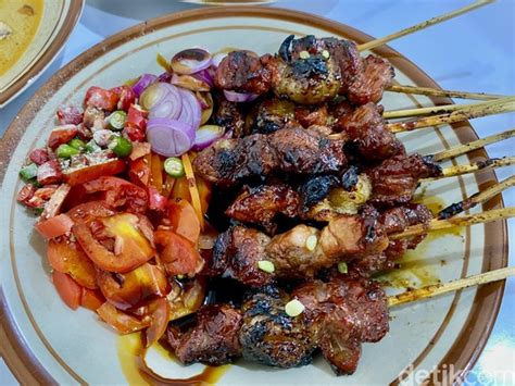 MAKANAN SATE MASUK MAKANAN TERPOPULER DI DUNIA