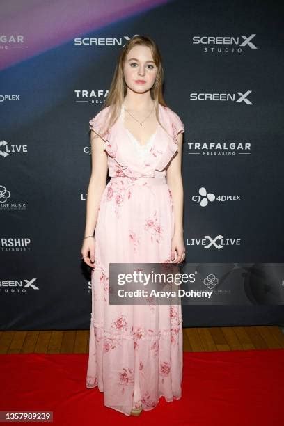 149 Isabella Crovetti Photos And High Res Pictures Getty Images
