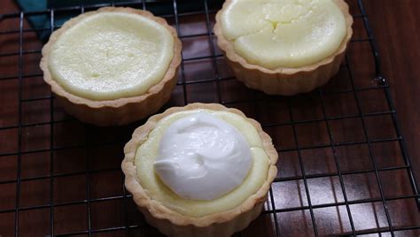 딸기가 맛있는 계절 딸기 크림치즈 타르트