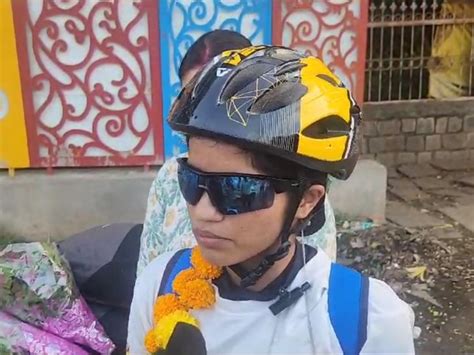 Cycle Journey For Voting Awareness Rajgarhs Asha Malviya Started