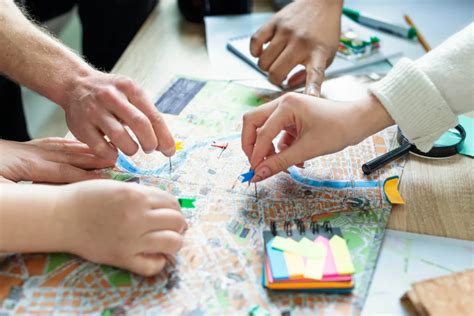 Mapping And Surveying Federal Government Advisors