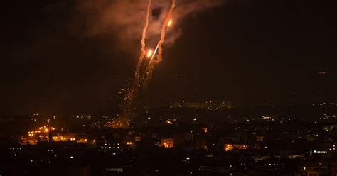 El Ejército De Israel Bombardeó Puestos Militares Y Lanzacohetes De La