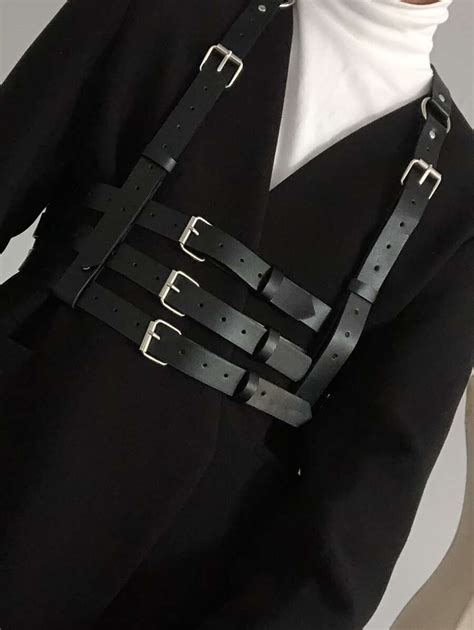 Sexy Mens Leather Harness Body Chest Half Harness Chest Punk Harness