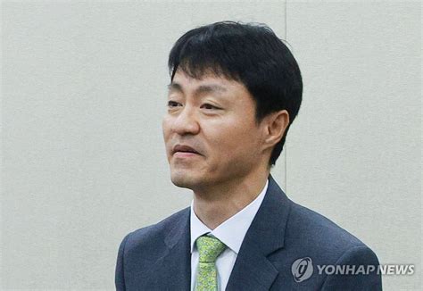 네이버 조직개편…정책·위기관리 대표에 유봉석 한국경제