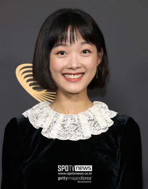 이유미 韓배우 최초 에미상 4관왕 오징어 게임 수상 레이스 스타트