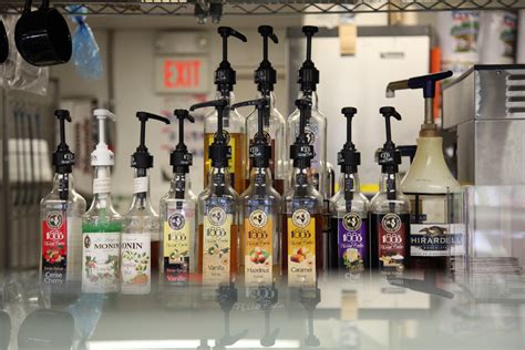 Images Gratuites Café Aliments Bouteille De Lalcool Marque Whisky Liqueur Boisson