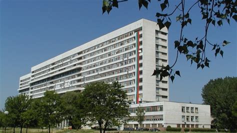 Пациент се хвърли от висок етаж на пловдивска болница