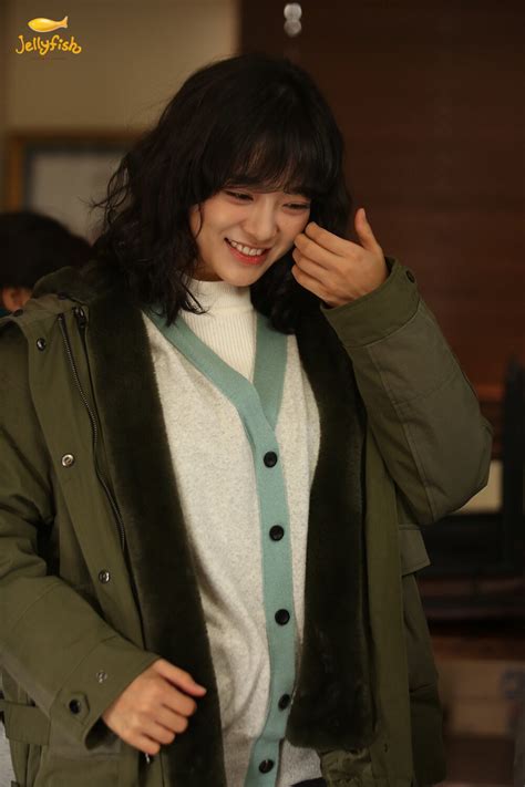 김세정 경이로운소문 현장컷 여자 연예인 에펨코리아