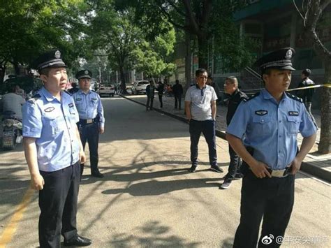 尖草坪分局高考安保執勤警力準時到達考場全力確保高考安全有序 每日頭條