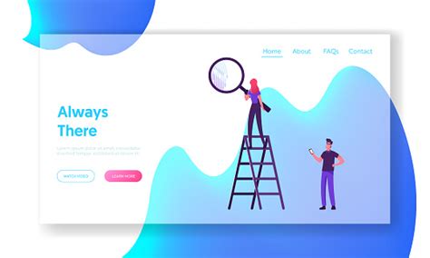 개인 식별 Id 액세스 및 보안 시스템 웹 사이트 방문 페이지 거대한 돋보기 웹 페이지 배너 만화 평면 그림을 통해 지문에 보고 사다리에 서 있는 여자 감지기에 대한 스톡