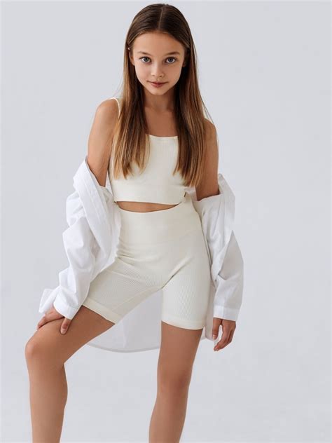 Anna Pavaga Мода для девочек Хорошая девочка Прекрасные девушки