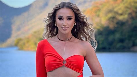 Ольга Бузова рассказала о благородном поступке Давы и в слезах раскрыла о чем мечтает видео Super