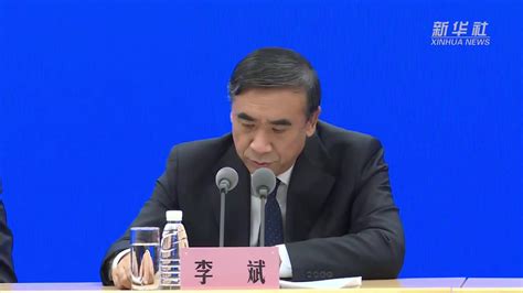 国务院联防联控机制：走小步、不停步，不断优化完善防控措施凤凰网视频凤凰网