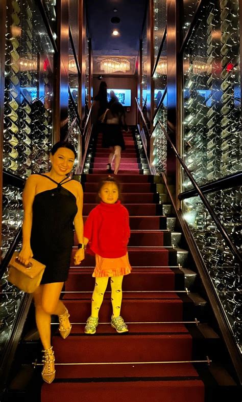 Y Ph Ng U Sinh Con U L Ng B G I Gi Tu I Xinh X N Gi Ng M Nh C