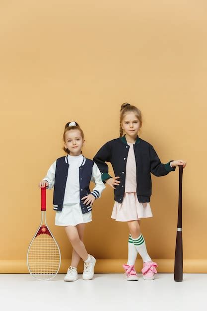 Trendige Schuloutfits Bilder Kostenloser Download Auf Freepik