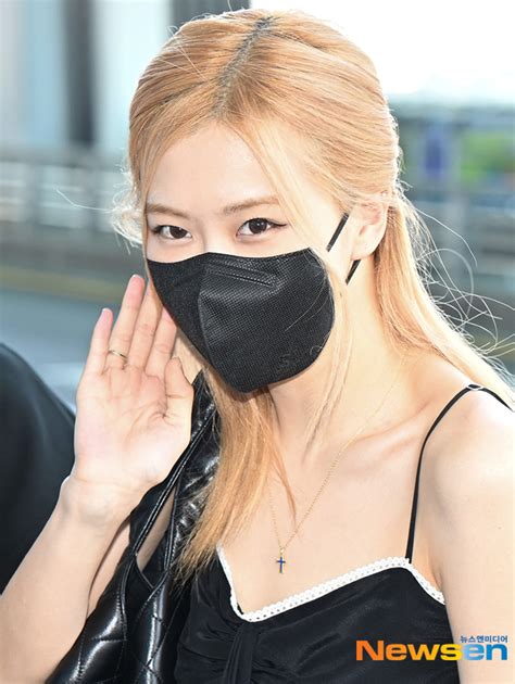 블랙핑크 로제 보석처럼 빛나는 눈망울 [포토엔hd] 네이트 연예