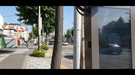 풍경 상쾌한 아침 출근 버스 정류장 앞에서 Youtube