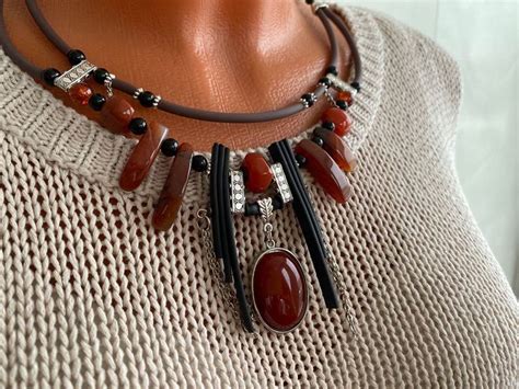 Колье из натуральных камней стильное бохо украшение из сердолика заказать на Ярмарке Мастеров
