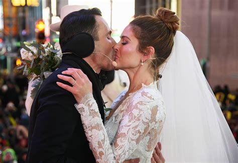 Maria Menounos Marries Keven Undergaro On New Years Eve Show Us Weekly