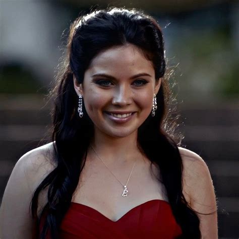 April Young Bebe Recem Nascidos Garotas Tvd Personagens