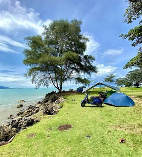 Pantai Bugel Camara Di Pandeglang Pesona Alam Tersembunyi Cocok Untuk Camping
