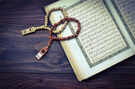 Al Quran Kareem And Tasbih Or Rosary Stock Image Image Of Flooring