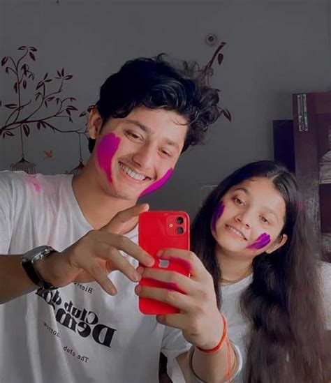 Kuldeep Gupta Know About His Biography Age Height Figure And Net