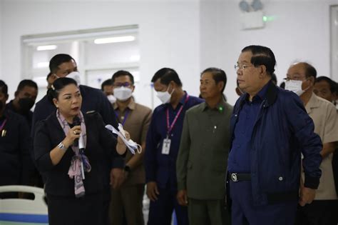 សម្ដេចតេជោ ហ៊ុន សែន អំពាវនាវប្រជាពលរដ្ឋគោរពច្បាប់ចរាចរណ៍ កុំឲ្យថ្ងៃបុណ្យចូលឆ្នាំចិន ក្លាយជាទុក្ខ