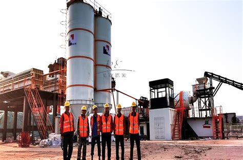 目前我国污染土壤修复中的思考方向有哪些 行业动态 德森土壤修复设备 德森环境专业生产应用于场地修复、重金属污染土壤修复的土壤淋洗设备、土壤破碎筛分设备等整套土壤修复系统。