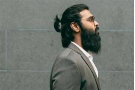 Trending Photos விஜயகாந்த் மகனா இது தாடி மீசையெல்லாம் வைத்து அட்டகாசமா இருக்காரே மனிதன்