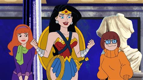 Clips Images From Wonder Womans Upcoming Scooby Doo And Guess Who Appearance The World S