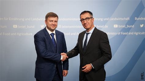 Німеччина виділить 900 тисяч євро українським аграріям хто отримає допомогу Читайте на Ukr Net