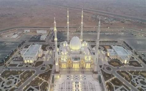 بالصورتطورات بناء مسجد وكاتدرائية العاصمة الإدارية الجديدة بمصر