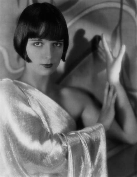 Louise Brooks Hairstyle