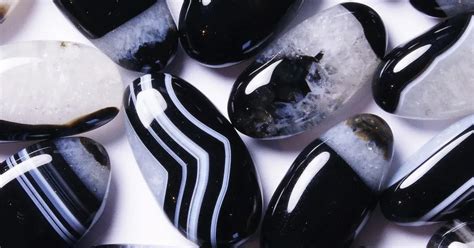 Guide To Onyx Properties Value History Vistavistavisions