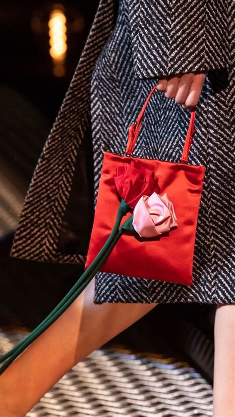 Pin By Gchvvhcxcc On Украшение кухни Trending Accessories Bags
