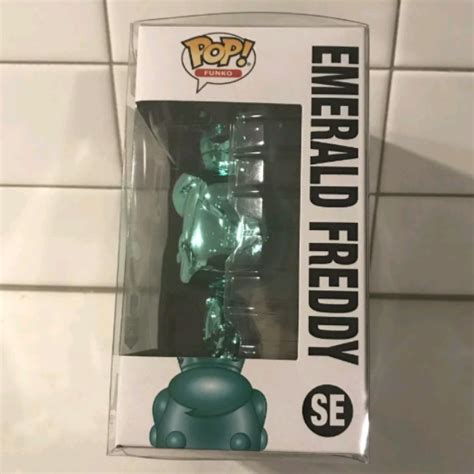 Rare Emerald Freddy Chrome Pop Limited Edition Pcs Funko Hq Opening Exclusive Hobbies