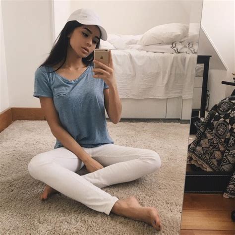 Diana Korkunova Feet