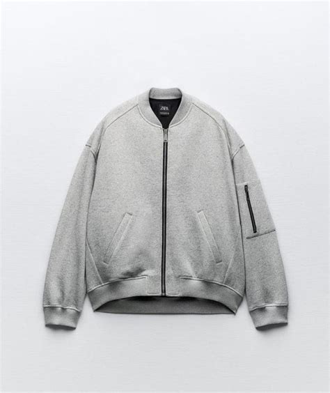 Бомбер Zara — ціна 950 грн у каталозі Куртки Купити жіночі речі за доступною ціною на Шафі