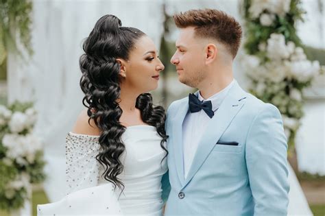 Ruxandra And Andrei Cununie Civila Mihai Fotograf