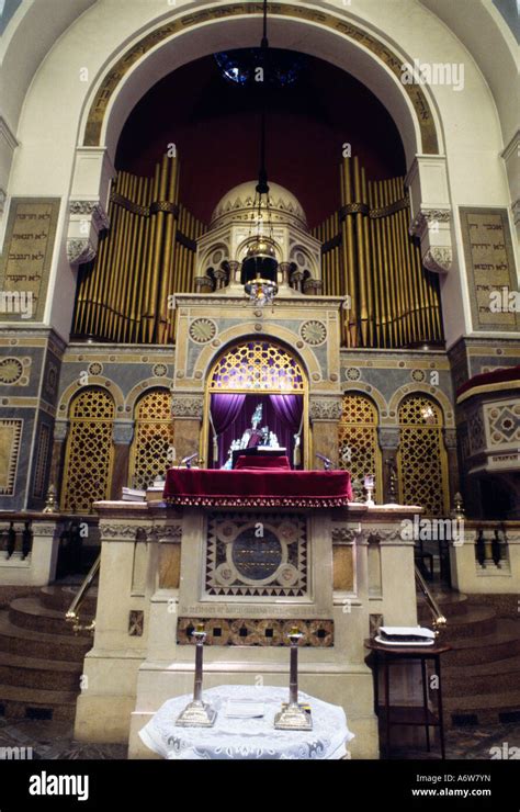West London Synagogue Interior Ner Tamid Eternal Flame Eternal Flame