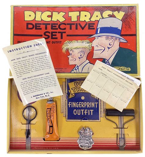 Lot Vintage J Pressman Dick Tracey Detective Set