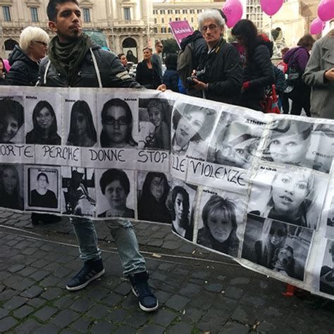Non Una Di Meno In 150 Mila In Piazza Contro La Violenza Sulle Donne