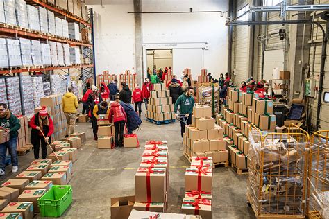 Dunapack Hungary Supported The Kuckó Volunteer Program With Boxes