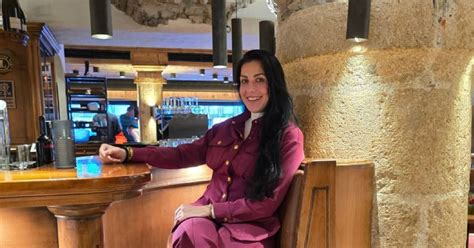 Antine Van Winter Vol Liefde Blijkt Unieke Taal Te Spreken En Is Totaal