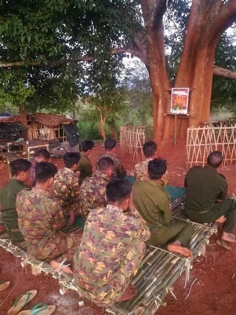 Khit Thit Media On Twitter နိုင်ငံတစ်ဝန်း စစ်ကောင်စီတပ်ရင်းတပ်ဖွဲ့များ၊ စခန်းများနှင့် ဝန်က