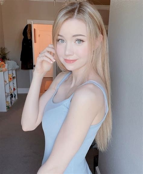 Zeiuss Dizzy Kitten Photos