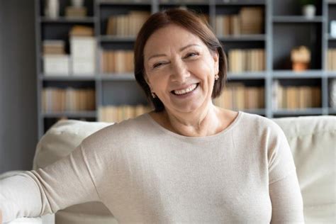 Frisuren Mittellang Ab 50 Braun Die 22 Schönsten Frisuren Ideen Ab 50