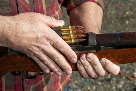 Living History Shooting The M1 Garand Rifle In 30 06 Spring Guns And